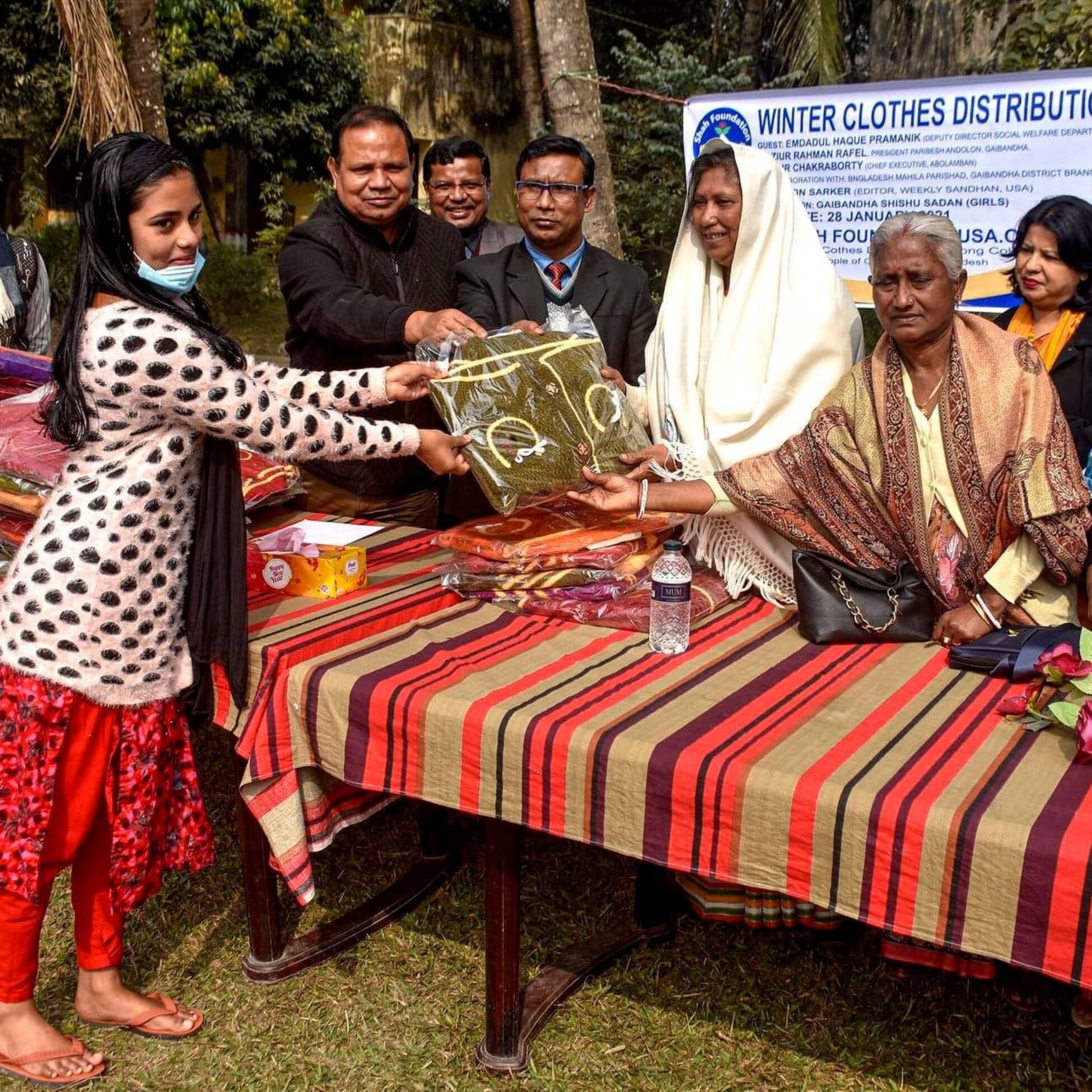 Winter Clothes Distribution Among Cold Striken People of Gaibandha ...